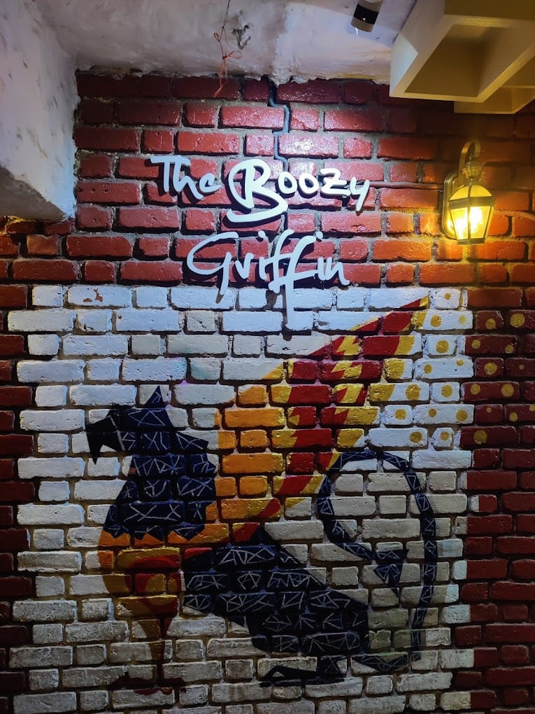 The Boozy Griffin Bangalore | Explore The Vibrant Ambiance