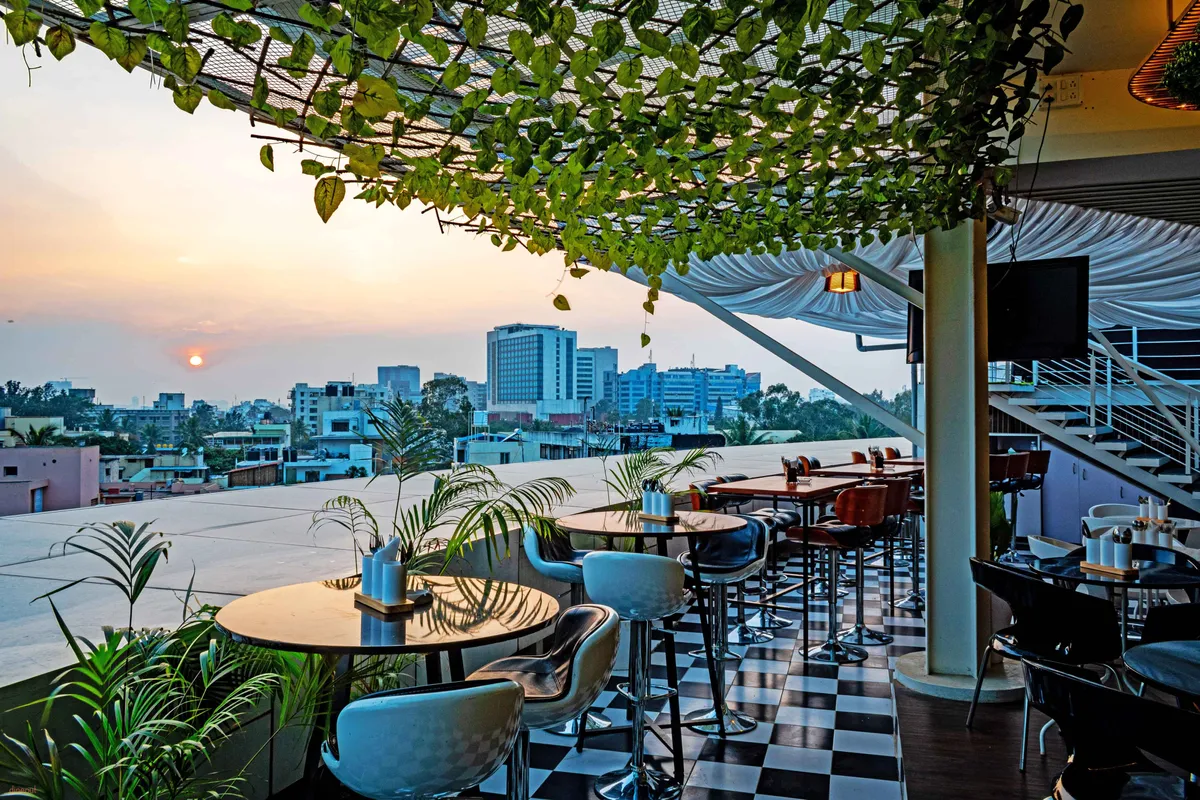 Sky Lounge By Wall Street | Your Local Destination Awaits