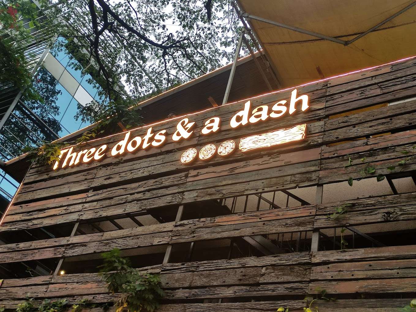 Three Dots A Dash Indira Nagar | Discover The Ultimate Brewing Experience