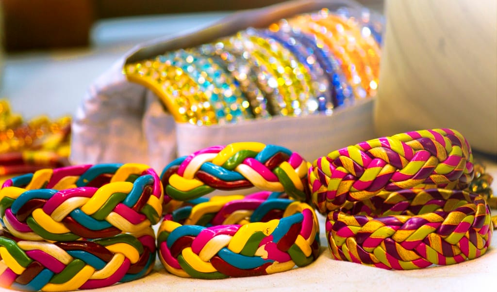 Things To Buy From Hyderabad Trip – 10 Best Things To Buy